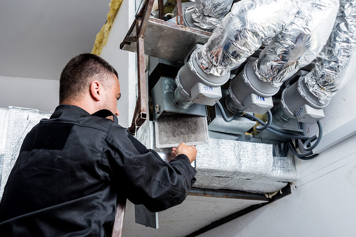 Air Duct Cleaning Machine Rental: Benefits of a Clean Air Duct